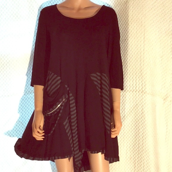 The Pyramid Collection | Dresses | The Pyramid Collection Black Mini ...